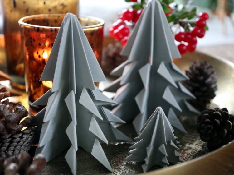 DIY: Fold smukke origamijuletræer | Frahaventilmaven